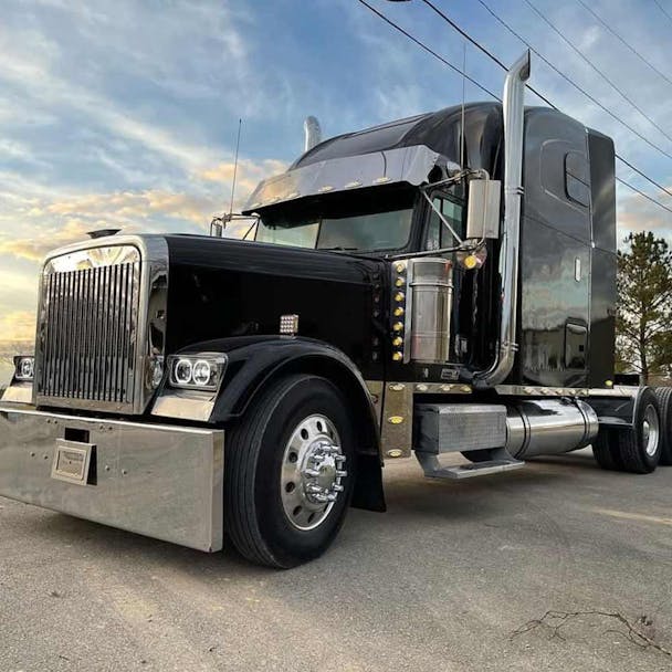 Freightliner Classic FLD 7" Lincoln Exhaust Stack Kit - Raney's Truck Parts