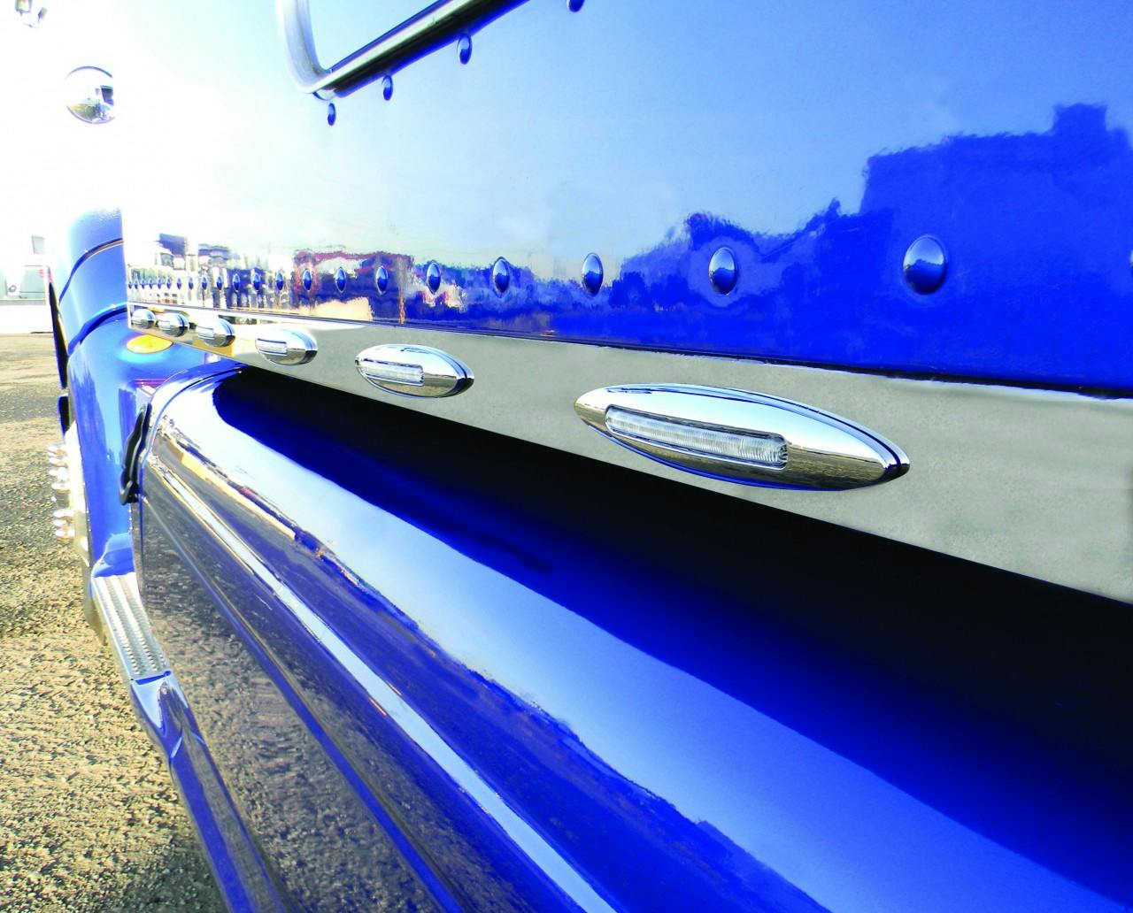 Peterbilt 386 70" Cab Sleeper & Extension Panel - Raney's Truck Parts