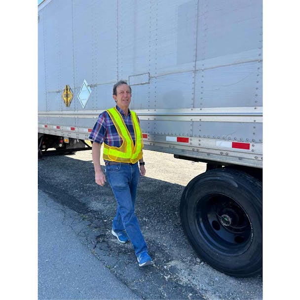 Safety Vest with Reflective Strips and 16 LED Lights - Raney's Truck Parts