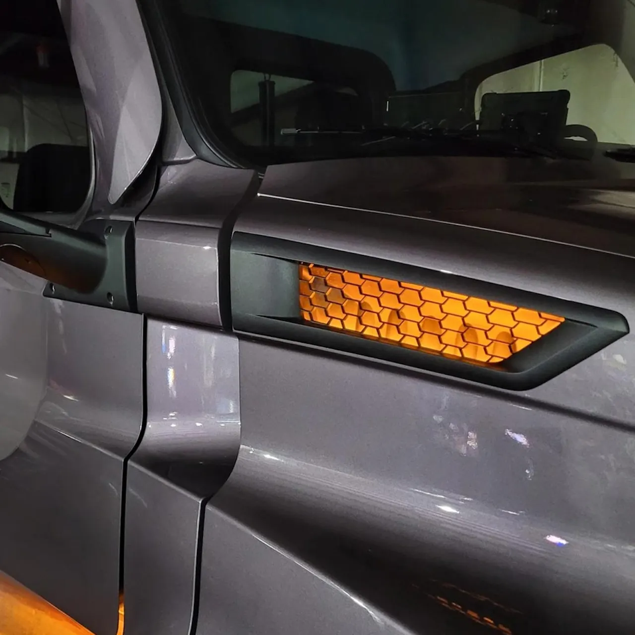 Freightliner Cascadia Grill Accent RGB LED Light Kit with Remote ...