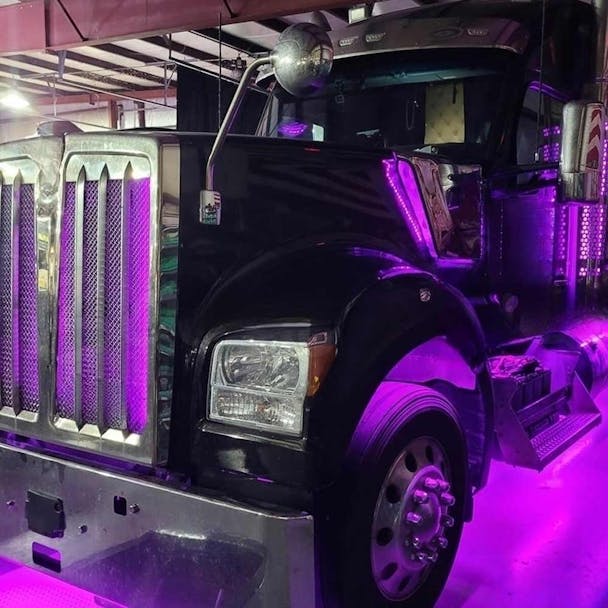 Kenworth W990 Grill Accent RGB LED Light Kit with Remote - Raney's ...