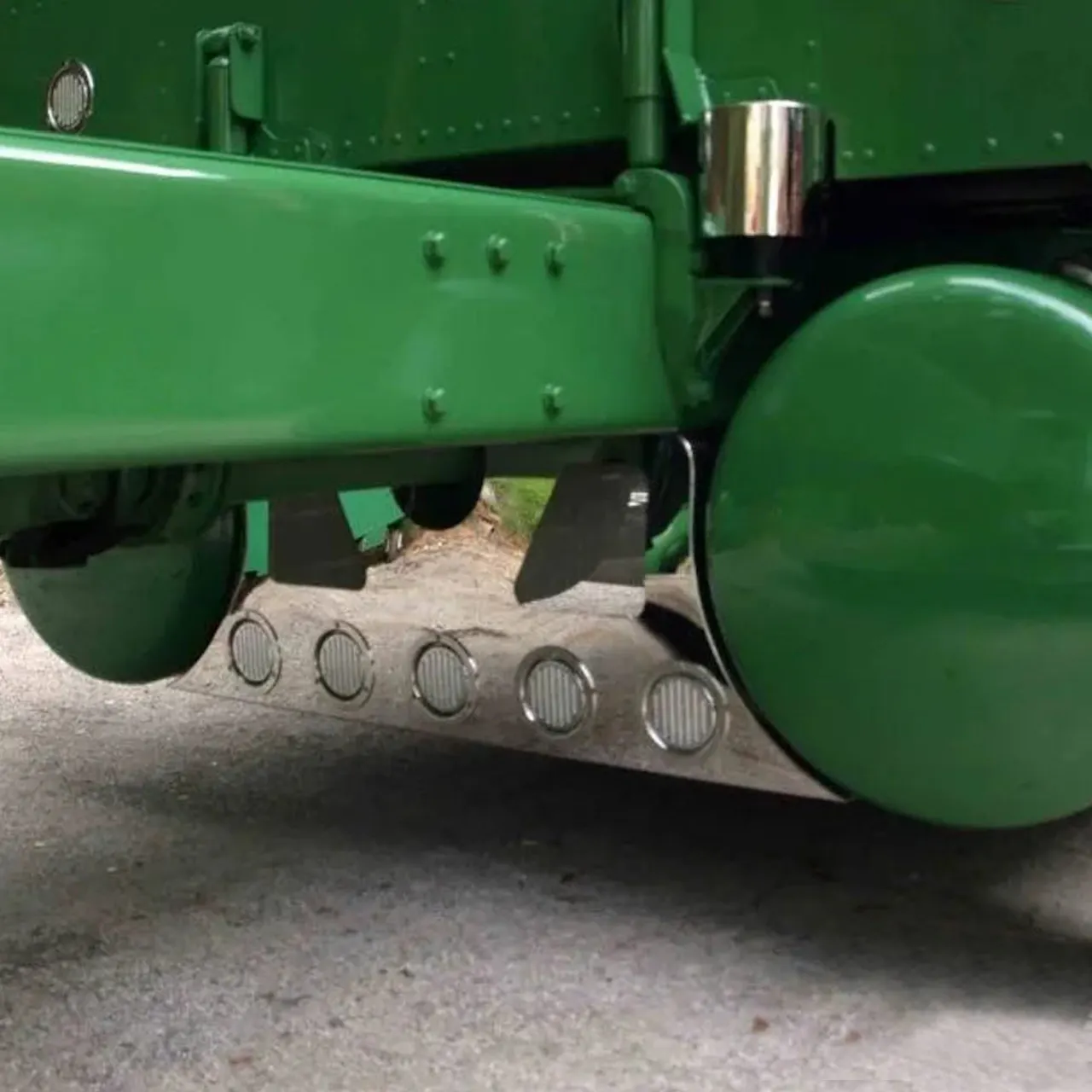 Freightliner Stainless Steel Fuel Tank Extension Panel - Raney's Truck ...