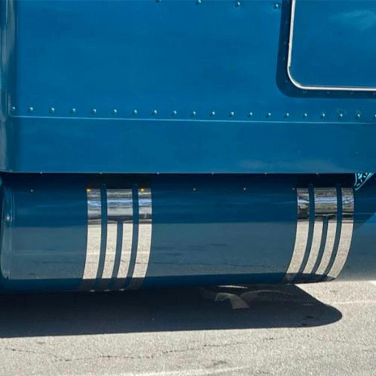 Freightliner 2005 & Older 10" Slotted Fuel Tank Straps - Raney's Truck ...