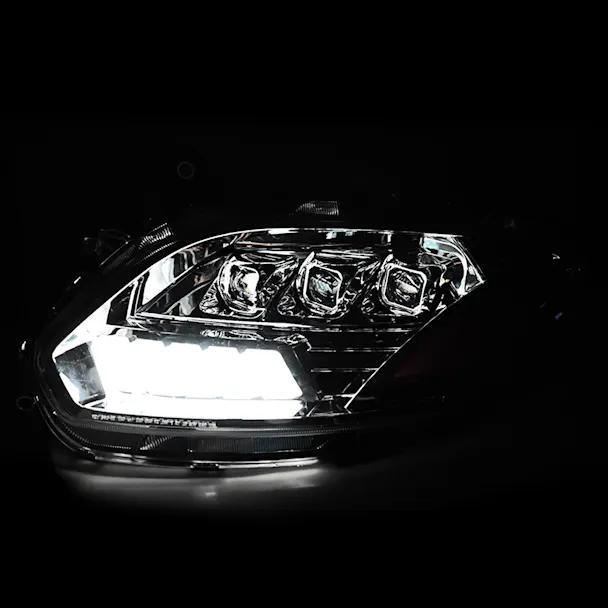 International LT625 Full LED Headlight | Sequential Turn Signal | DRL