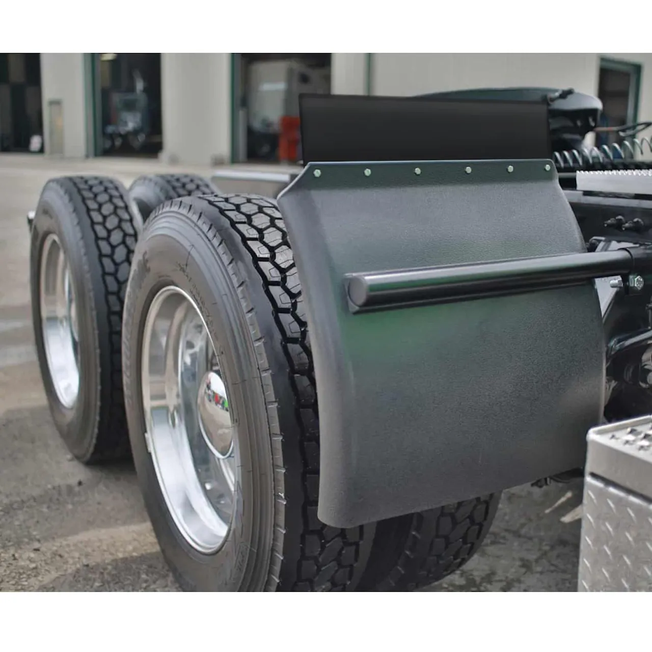 24" Black Poly Tube Mount Quarter Fender With Mud Flaps | Raney's